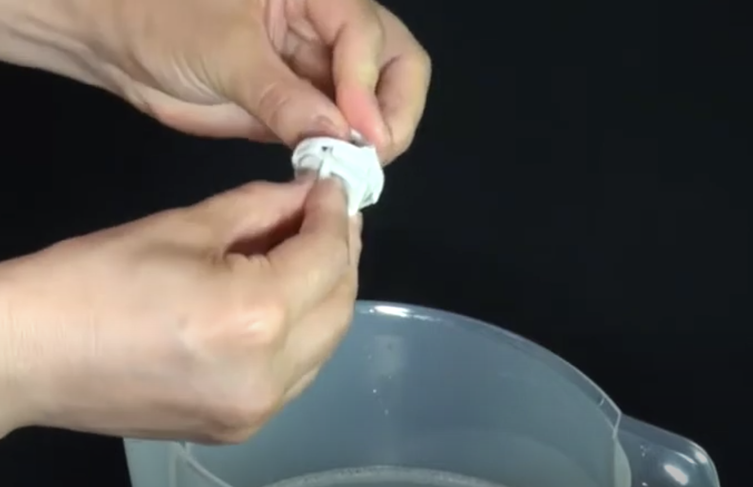 自動おしぼり機プールスの設置とお手入れ | PRSサービス株式会社(旧:プールス販売) l プールス(Purus)の高級オシボリ自動製造機